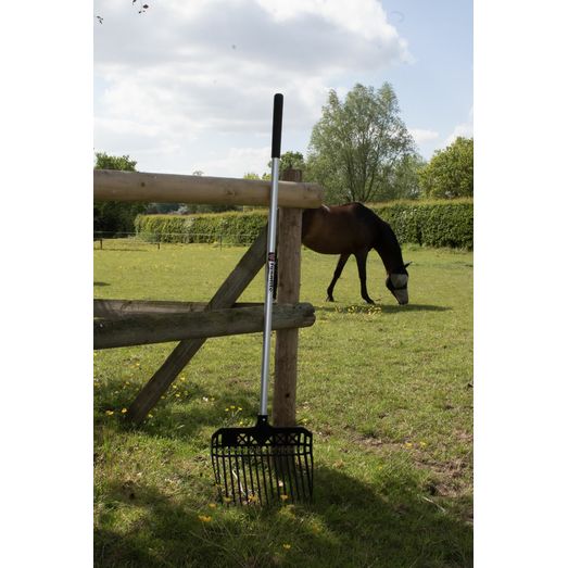 Buy Fynalite Value Plastic Stable Fork Long Grip Handle from £24.48